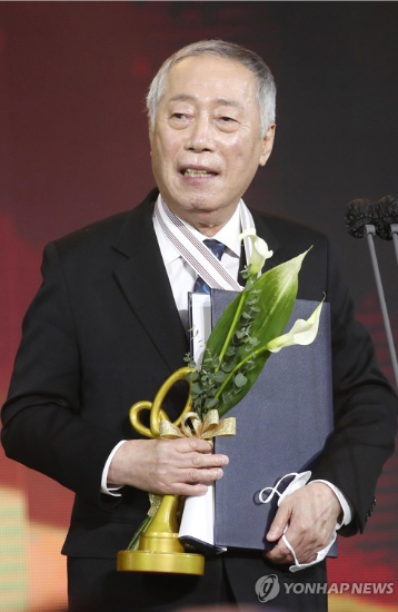 원로배우 변희봉 췌장암 투병 끝 별세…향년 81세