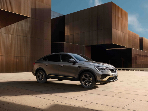 르노코리아, 새해 신차 계약 50% 'XM3 하이브리드 포 올'